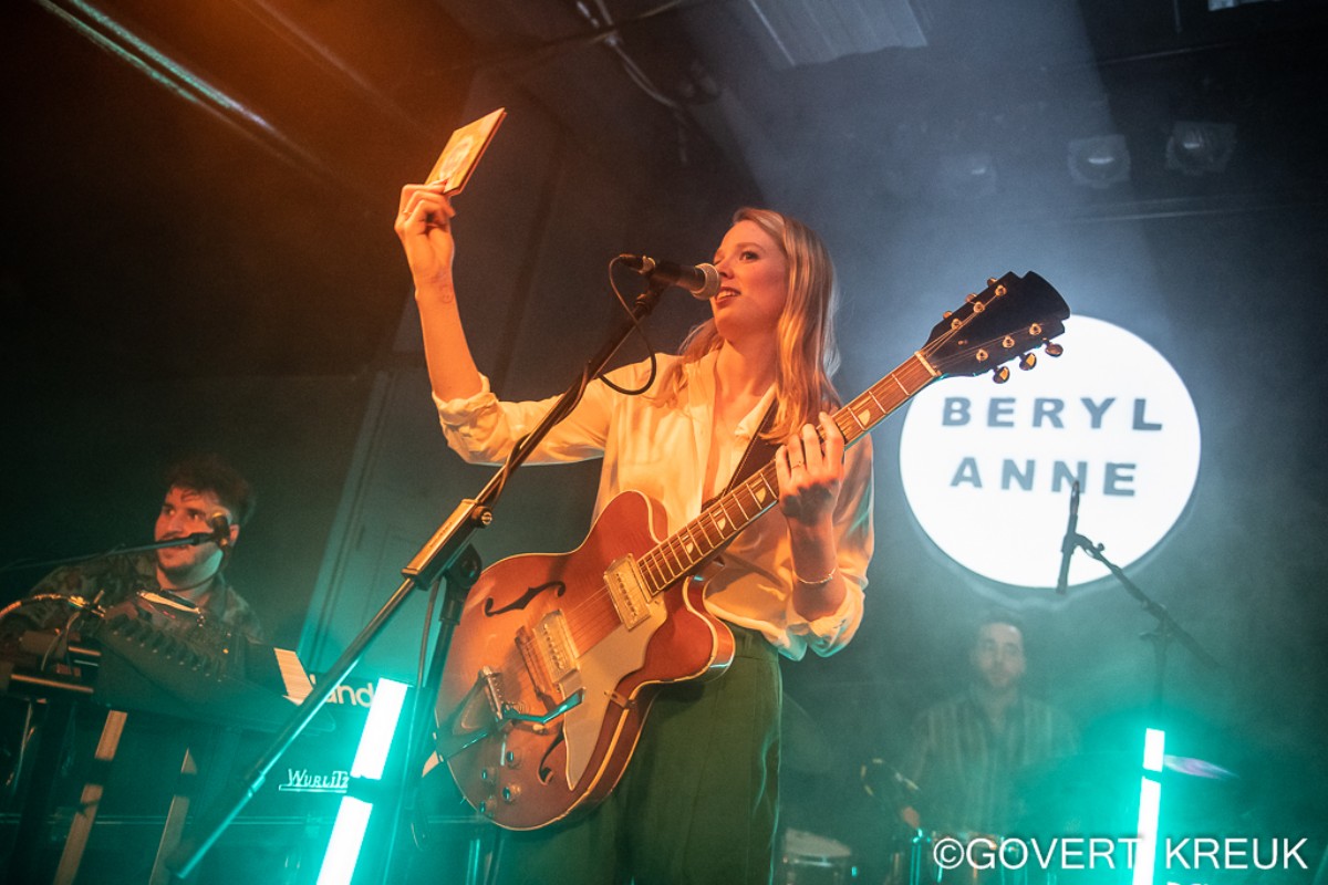 Beryl Anne swingt tijdens EP release in Roodkapje Rotterdam - rotterdam - 3voor12